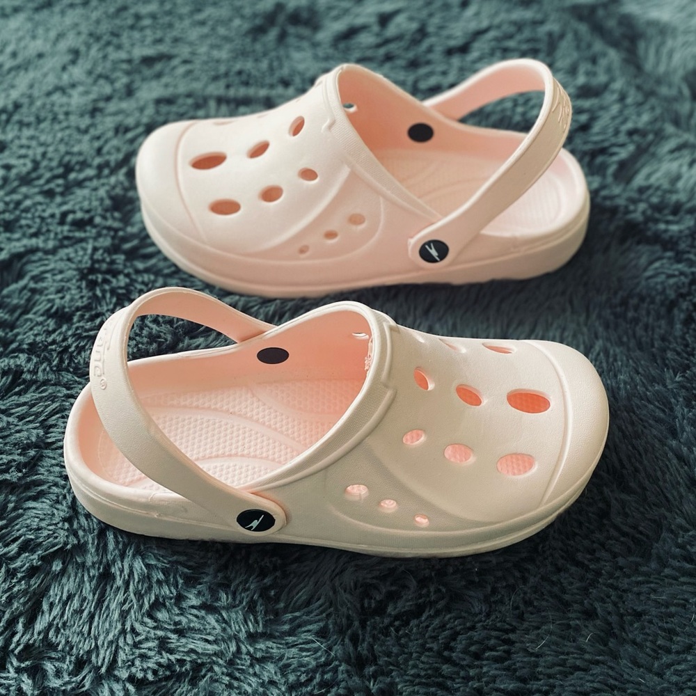 Light Pink Crane Crocs Clog Sandals - Gem